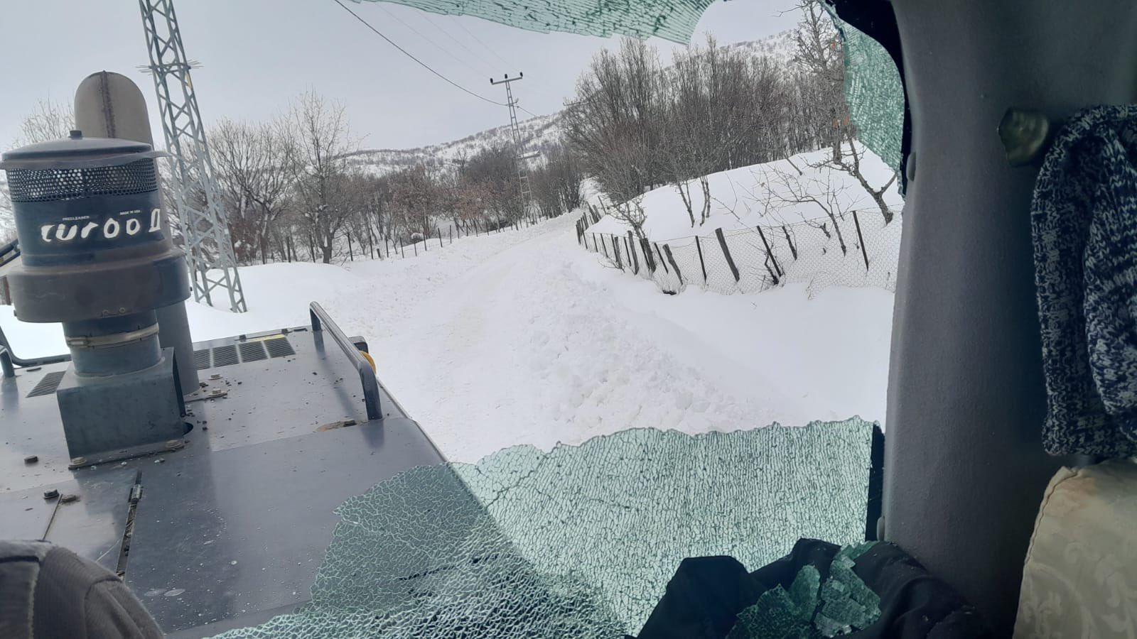 Bingöl’de Karla Mücadele Ekibine Saldırı - Bingöl Kent Haber Gazetesi ...